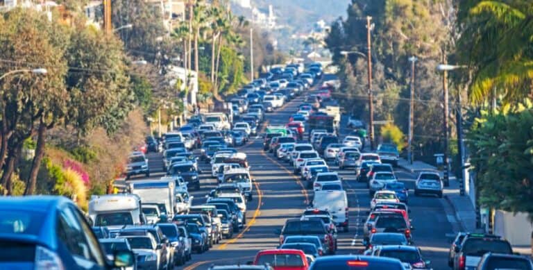 Quelles solutions pour réduire les embouteillages en ville ? - Le blog ...